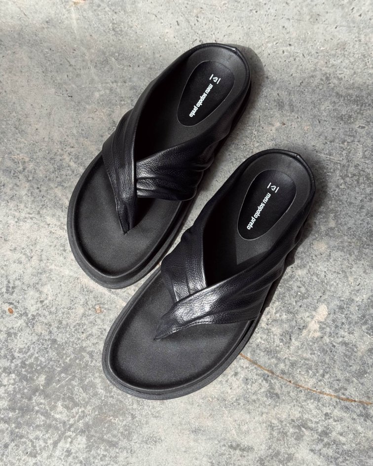 Papete Chinelo Couro Dedo | Meu Sapato Preto | Meu Sapato Preto