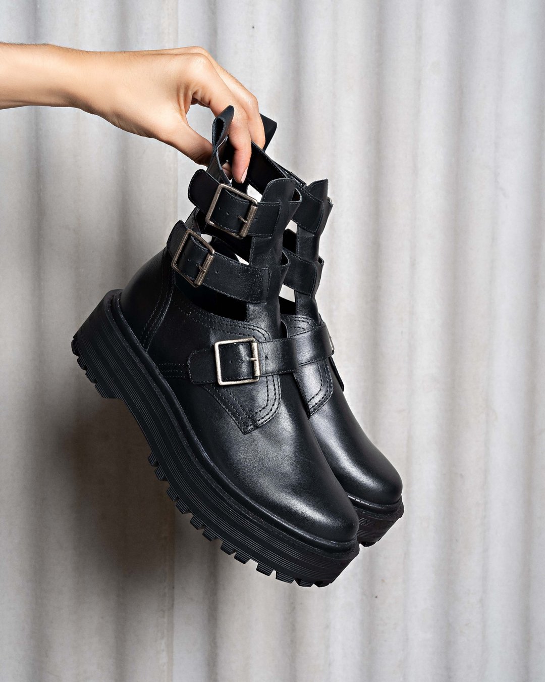 Botas de Couro Pretas Femininas | Meu Sapato Preto