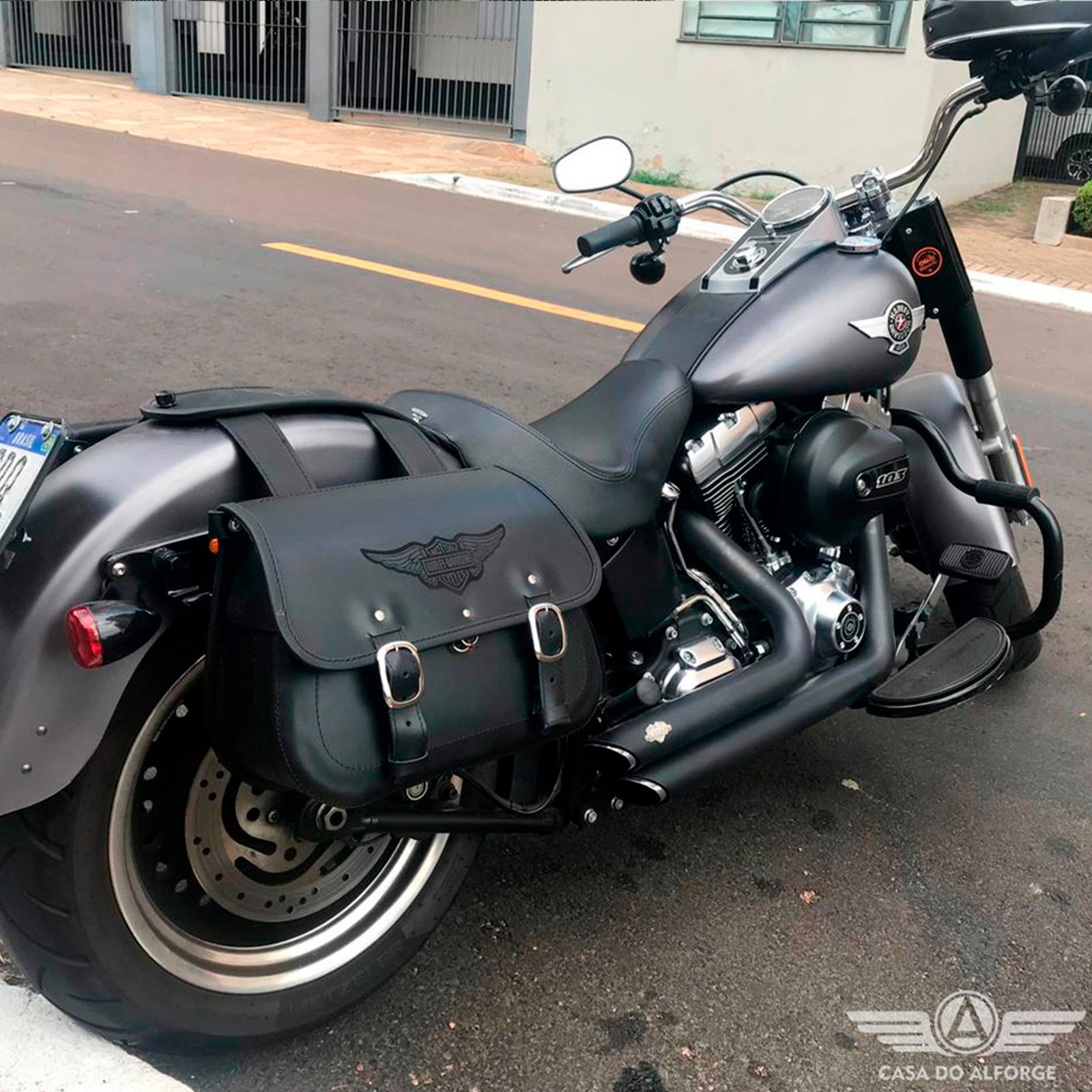 MOTO CUSTOM - Alforge Lateral em Couro Impermeável | CASA DO ALFORGE