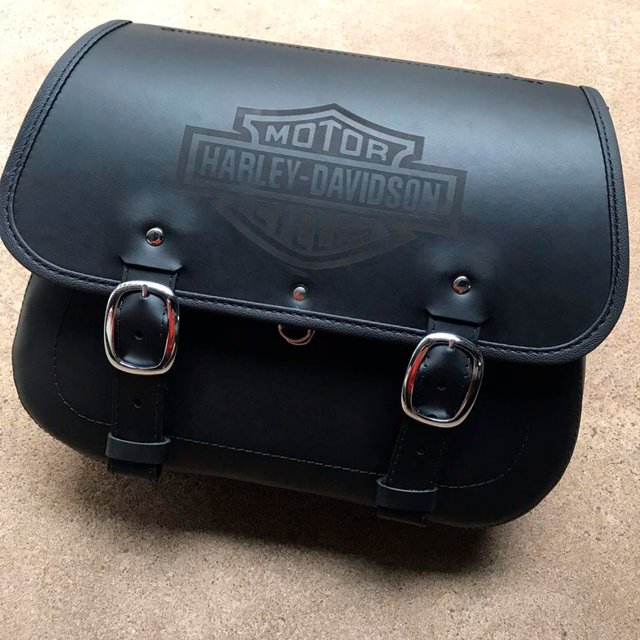 MOTO CUSTOM - Alforge Lateral em Couro Impermeável | CASA DO ALFORGE