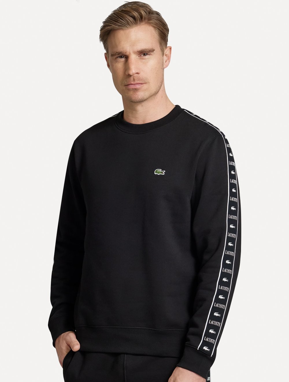 Moletom Lacoste Masculino C-Neck Jogger Logo Stripe Preto | Secret Outlet