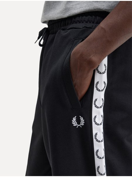 Calça Fred Perry Masculina Training Taped Track Preta | Secret Outlet