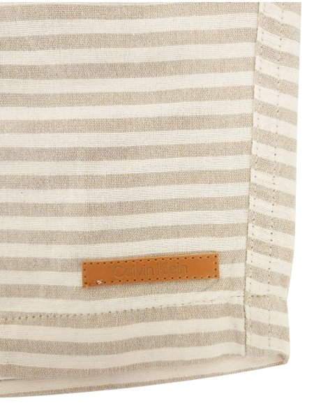 Bermuda Calvin Klein Jeans Sarja Cordão Tag Off-White | Secret Outlet