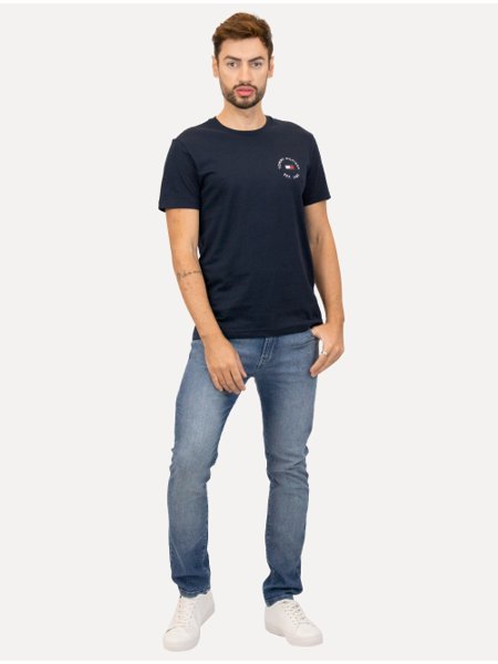Camiseta Tommy Hilfiger Masculina Roundle Logo Chest Azul Marinho ...