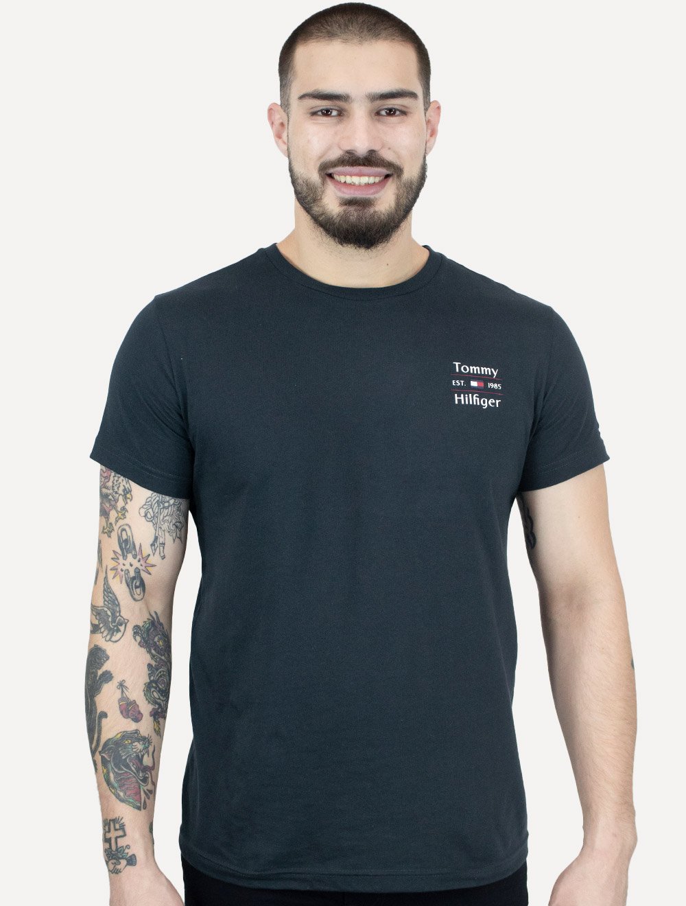 Camiseta Tommy Hilfiger Masculina Regular Stack Azul Marinho | Secret ...