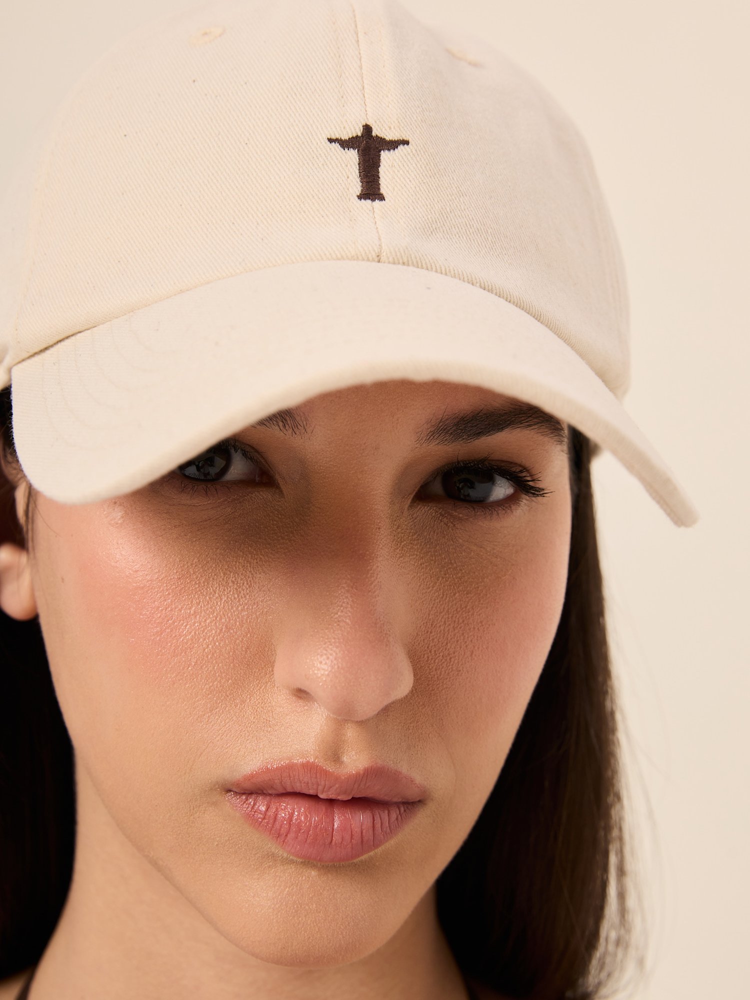 Boné Redentor Off White | PANÔ | Resortwear Carioca