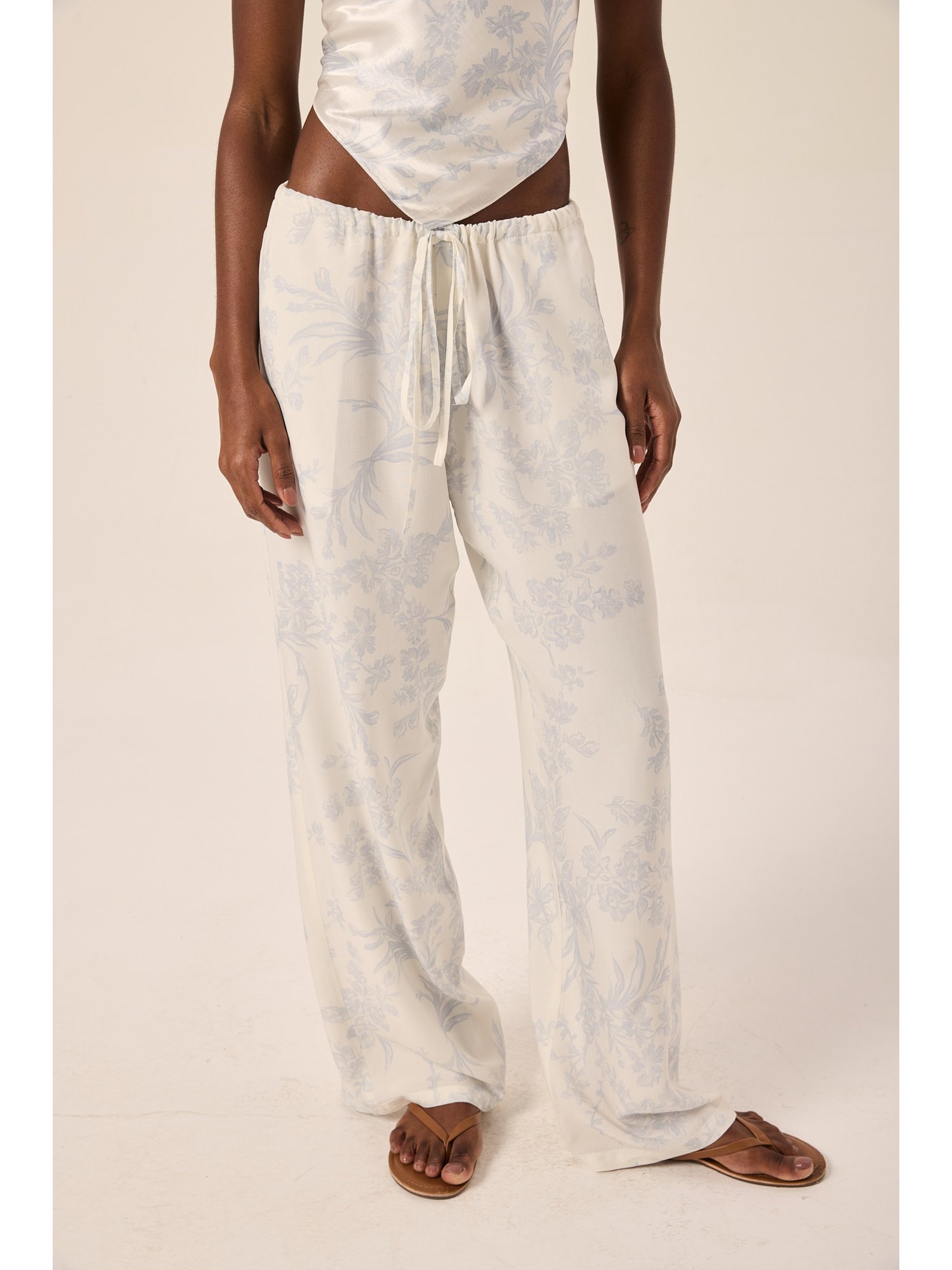 Calça Reta Geranio Azul | PANÔ | Resortwear Carioca