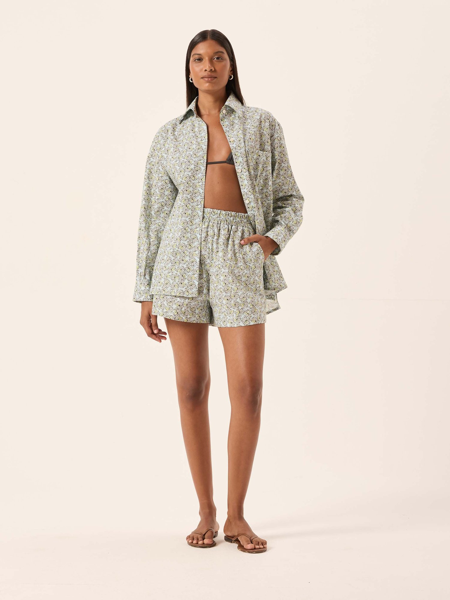 Vestido Margot Tricoline Caqui | PANÔ | Resortwear Carioca