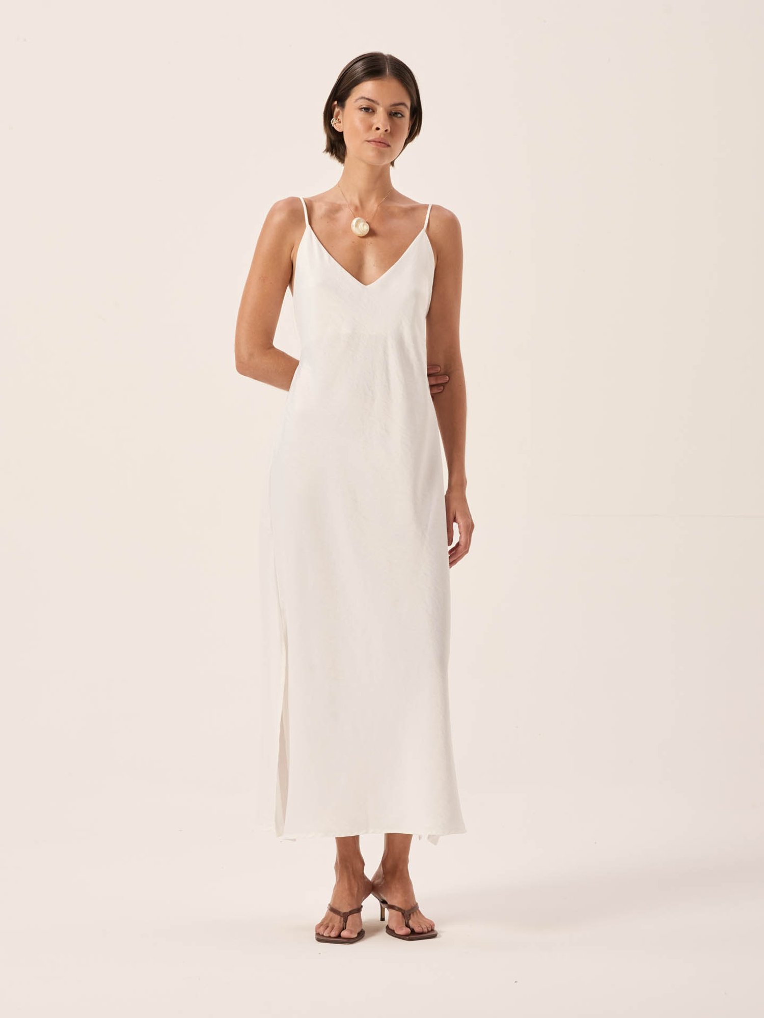 Slip Dress Satin Oliva | PANÔ | Resortwear Carioca