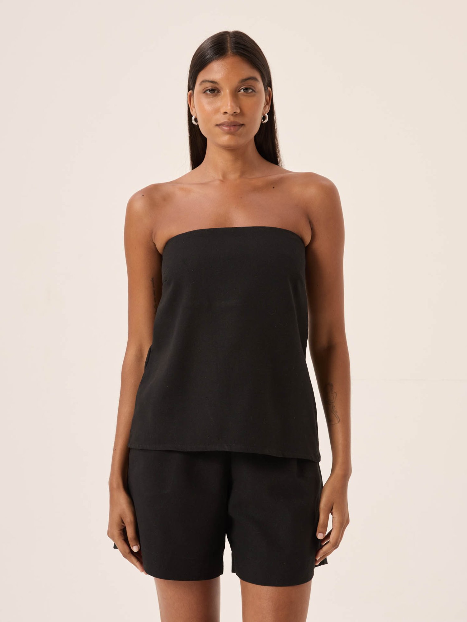 Vestido Reto Gal Linho Preto | PANÔ | Resortwear Carioca