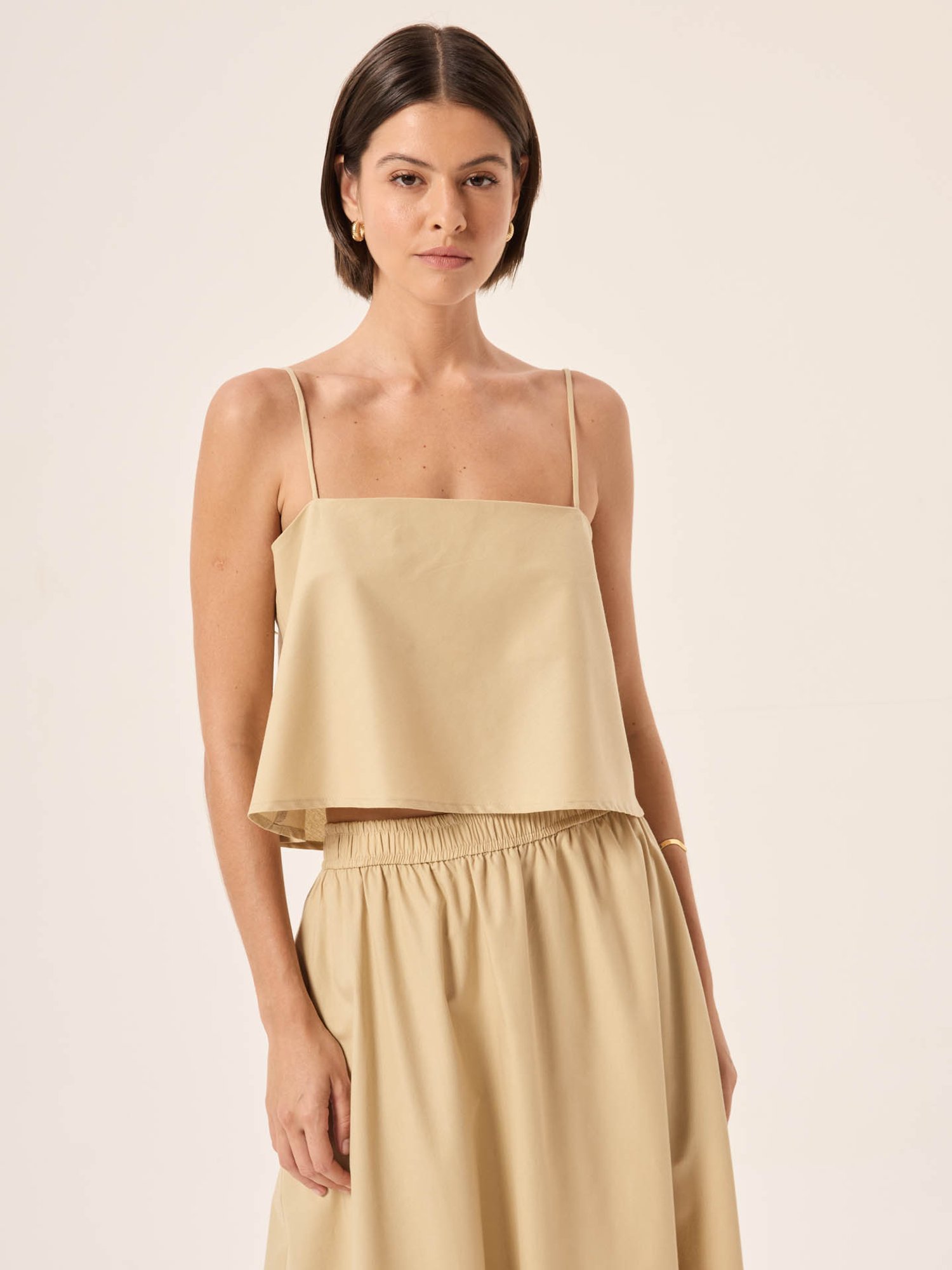 Vestido Margot Tricoline Caqui | PANÔ | Resortwear Carioca