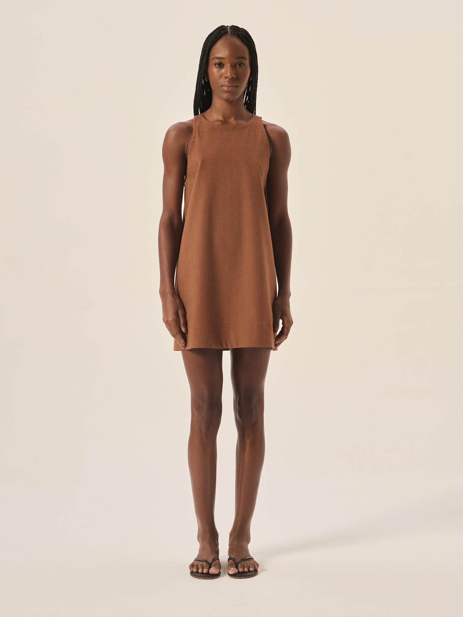 Vestido Emma Linho Natural | PANÔ | Resortwear Carioca