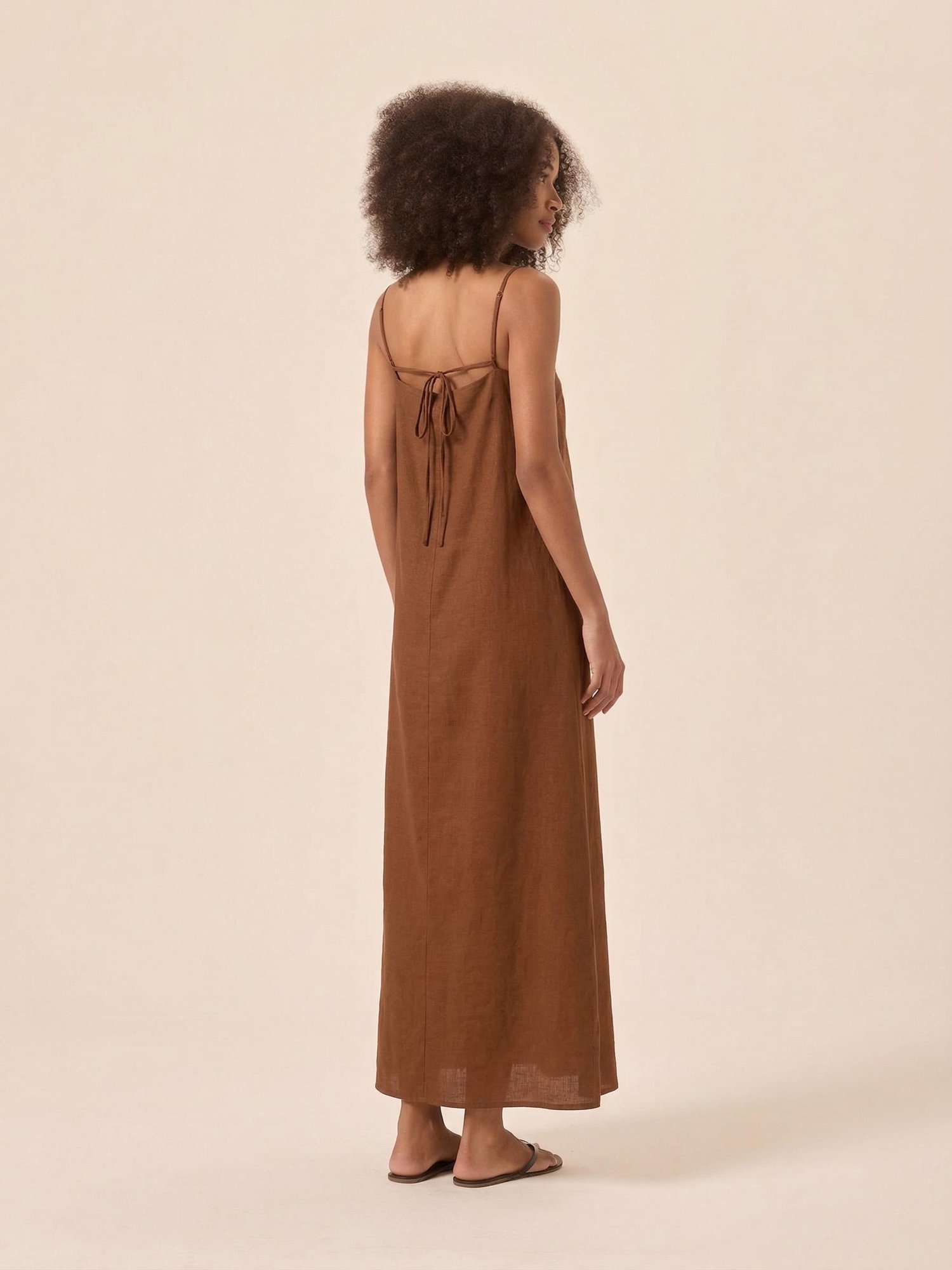 Vestido Julia Porto Bronze | PANÔ | Resortwear Carioca