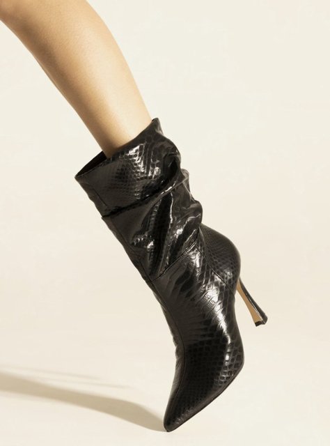 Bota Arezzo Snake Salto Alto Fino Preto Feminino | Passo a Passo Calçados